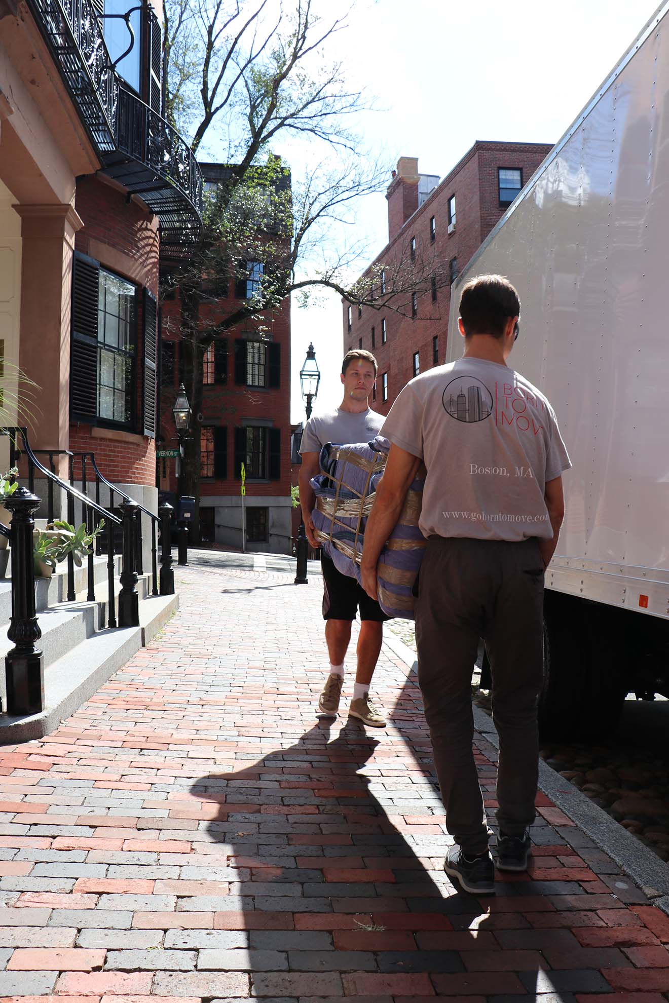 Newport RI Movers, Moving Company in Newport | Born To Move