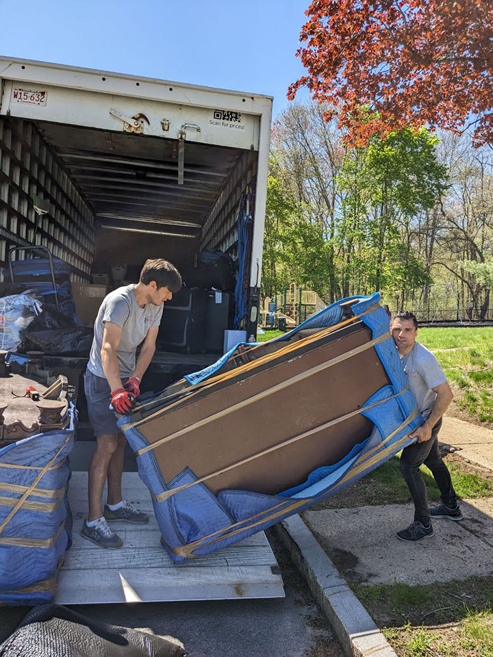 Amesbury Movers - Best Massachusetts Moving Company